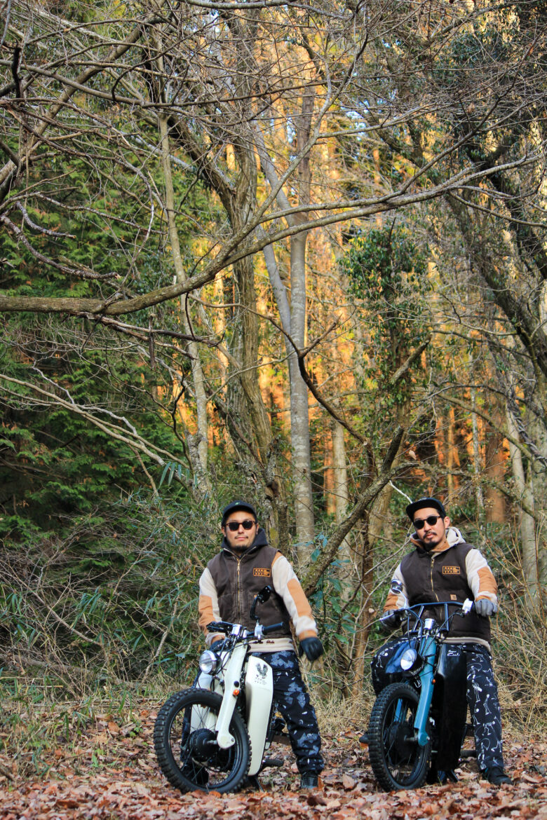 焚き火を楽しむバイカーウエア！ 『THE TRIPLE LEGS』に注目 | 【モトメガネ】バイク・オートバイ|自動車・クルマ|キャンプのニュース情報