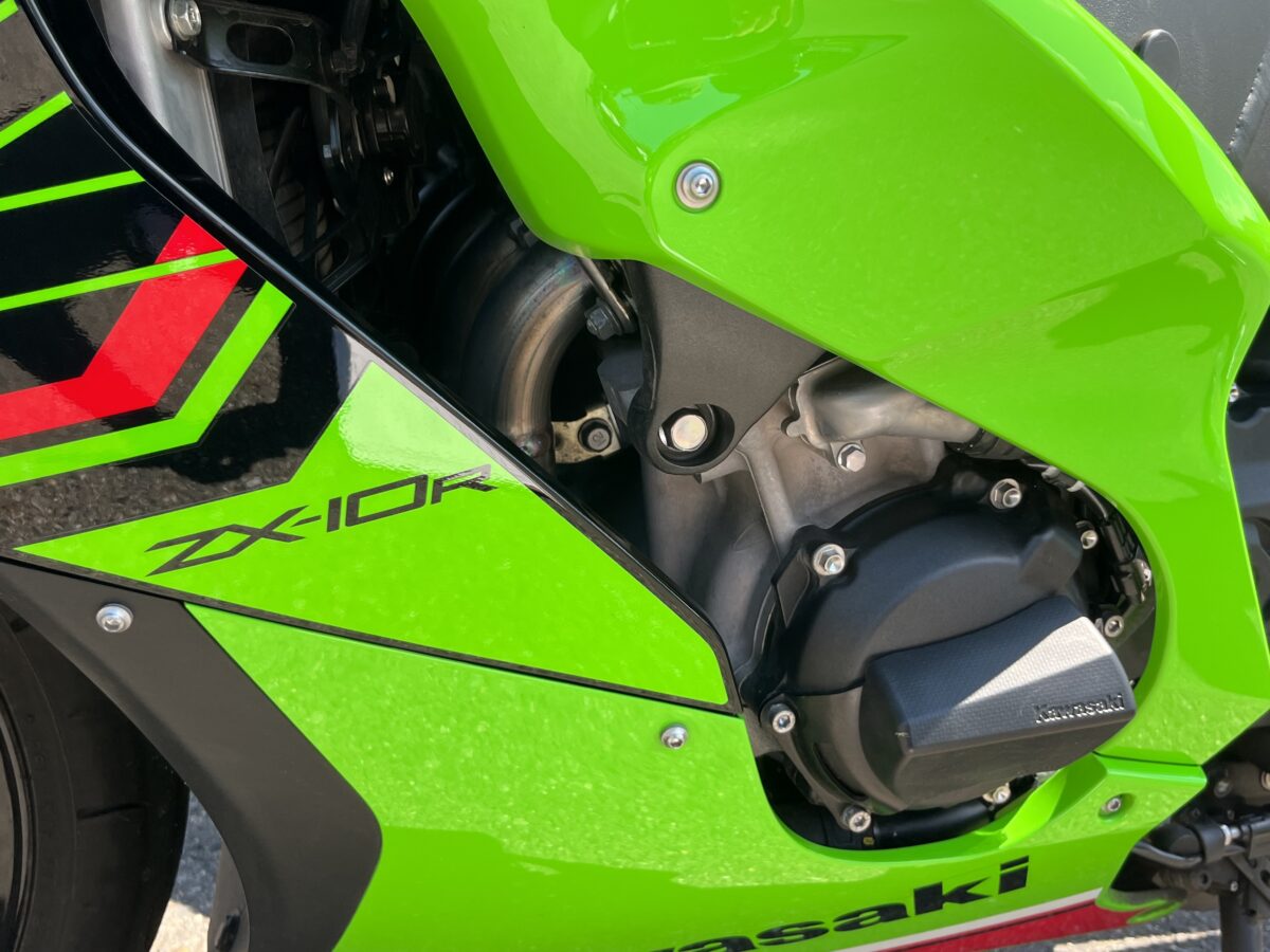 北海道ツーリングもサーキット走行もOKなリッターSS ZX-10R【みんなのバイク】 | 【モトメガネ】バイク・オートバイ|自動車・クルマ|キャンプのニュース情報