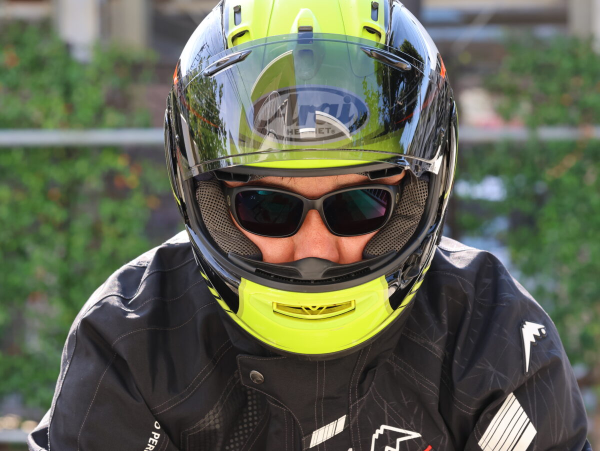 バイク用度付きメガネ「ライディングアイウエア」のフレームはフツーのメガネとここまで違う！！ | 【モトメガネ】バイク・オートバイ|自動車 ...