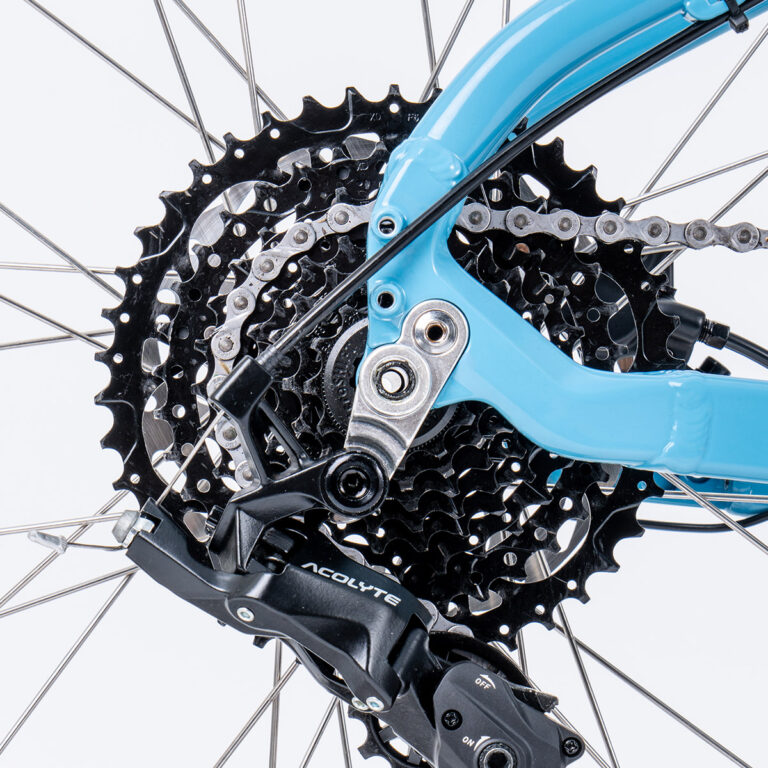 トレイルライドから街乗りまで！マルチパーパスe-MTB「eEDIT 275」発売 | 【モトメガネ】バイク・オートバイ|自動車・クルマ|キャンプのニュース情報