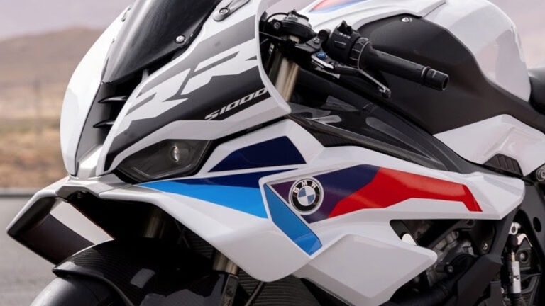 BMW Motorrad 東京・大阪モーターサイクルショーで新型モデルを多数&特別展示 | 【モトメガネ】バイク・オートバイ|自動車・クルマ ...