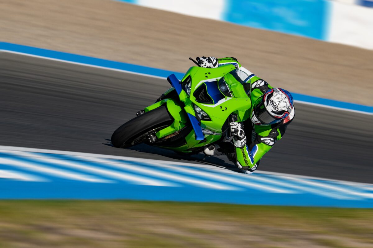 カワサキ新型「Ninja ZX-10R」発表 大型ウイングレットで戦闘力向上 | 【モトメガネ】バイク・オートバイ|自動車・クルマ|キャンプの ...